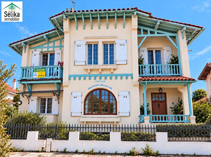 Arcachon, Centre-ville, La Chapelle, Gare : Maison 4 pièces à vendre