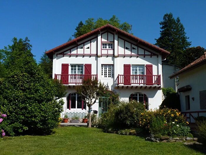 Maison à vendre - Salies-de-Béarn - 9 pièces - 3 chambres