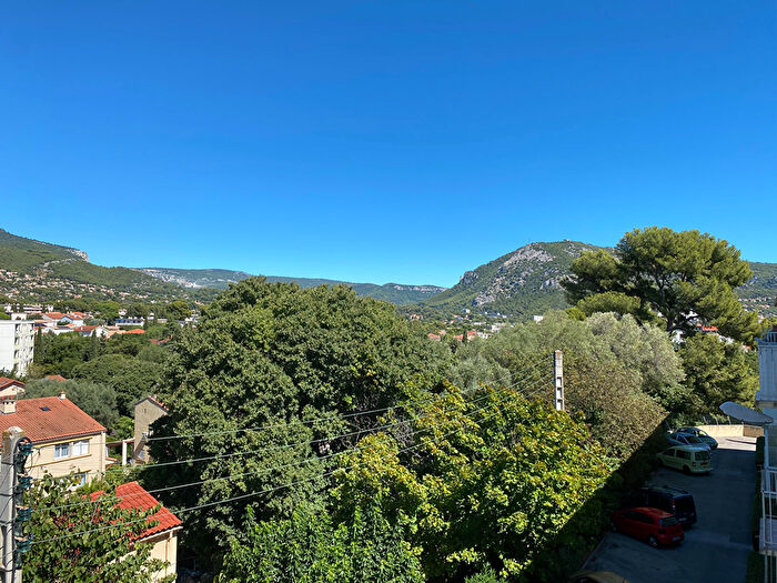 Appartement à vendre - Toulon, Valbertrand - 4 pièces - 2 chambres