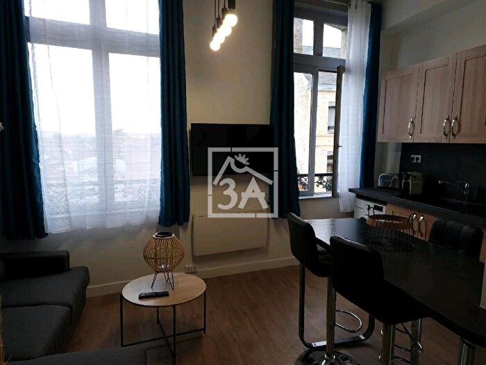 Appartement à louer - Saint-Omer - 2 pièces - 1 chambre