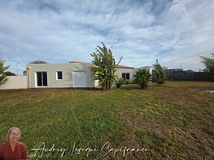 Maison à vendre - Saint-Mard - 5 pièces - 4 chambres