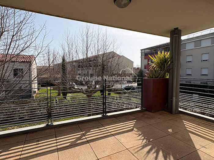 Appartement à vendre - Saint-Martin-de-Crau - 3 pièces - 2 chambres