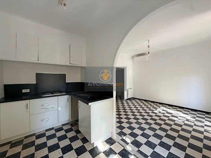 Apt : Appartement 3 pièces à louer