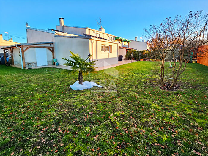 Maison à vendre - Cesson - 7 pièces - 5 chambres