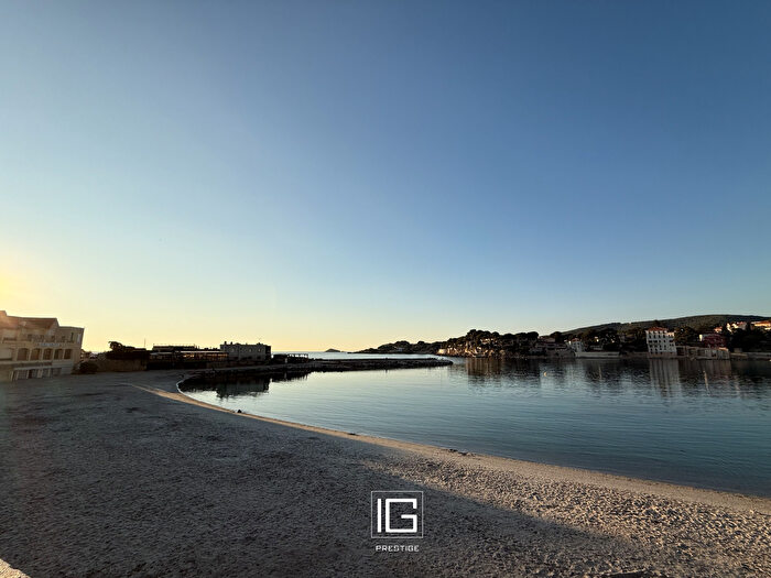 Appartement à vendre - Bandol - 5 pièces - 4 chambres