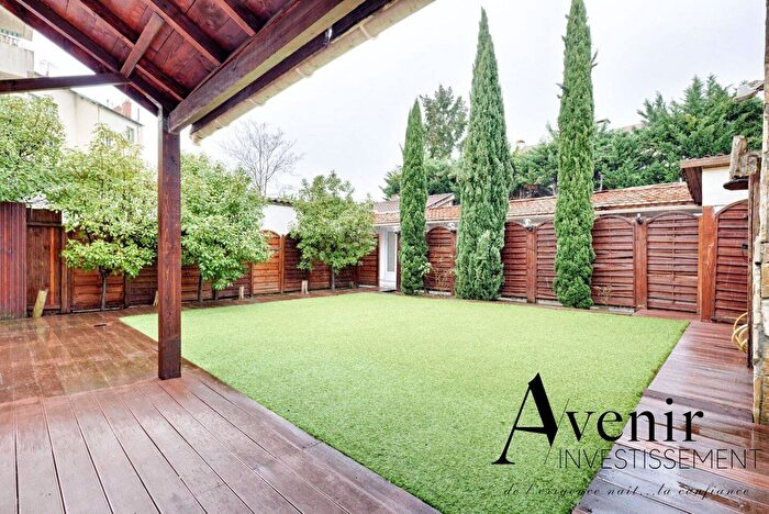 Appartement à louer - Montchat, Lyon ème arrondissement - 5 pièces - 4 chambres