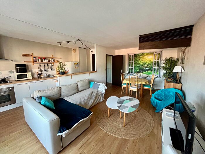 Appartement à vendre - Pessac, Le Monteil - 2 pièces - 1 chambre