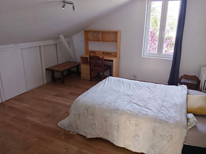 Appartement 1 pièce à Saint-Laurent-des-Hommes, à louer