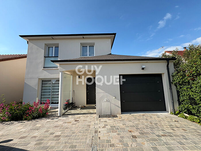 Maison à vendre - Jallans - 4 pièces - 3 chambres