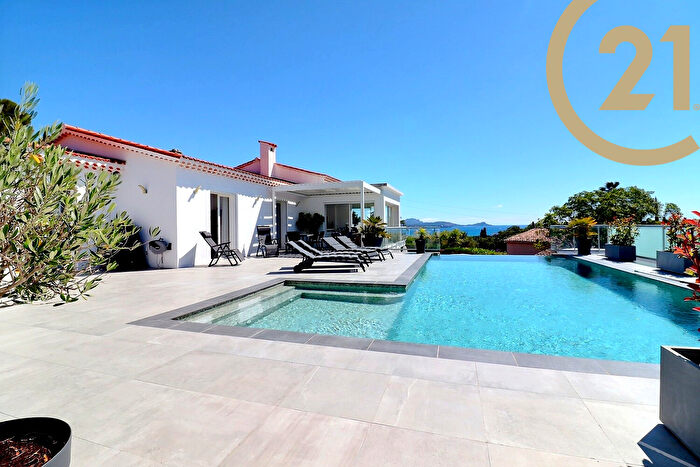 Fréjus : Maison 7 pièces à vendre