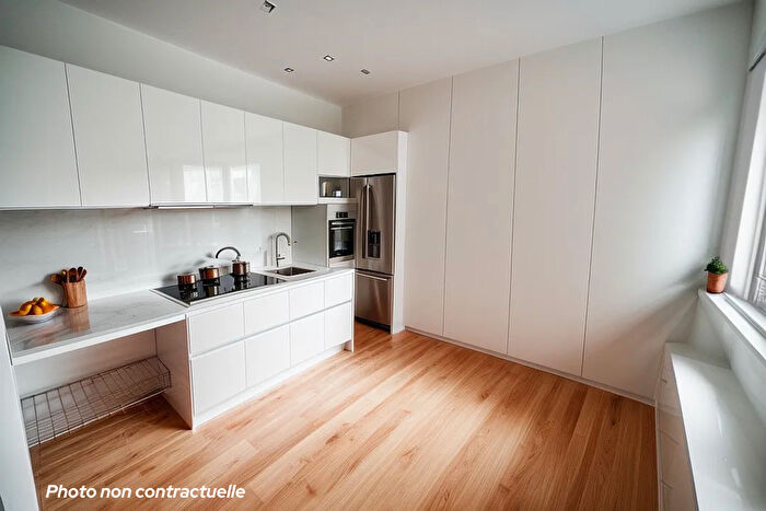 Appartement à vendre - Troyes, Saint-Martin - 4 pièces - 3 chambres