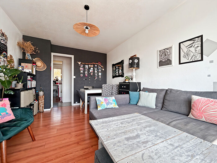 Appartement à vendre - Mérignac, Le Burck - 3 pièces - 2 chambres