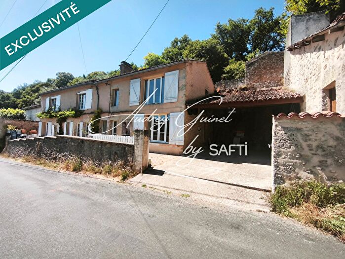 Béruges - Maison 8 pièces à vendre