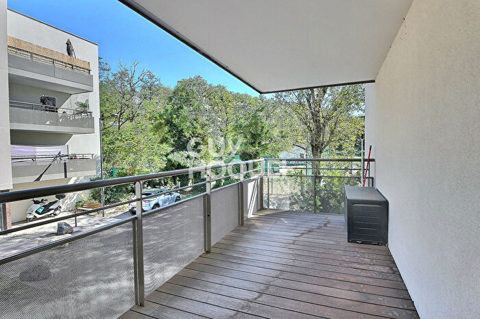 Saint-Fons, Centre-ville, Chassagnon : Appartement 3 pièces à vendre