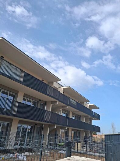 Appartement à louer - Sury-le-Comtal - 3 pièces - 2 chambres