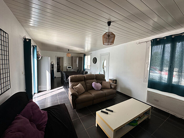 Maison à vendre - Chavagnes-les-Redoux - 6 pièces - 4 chambres