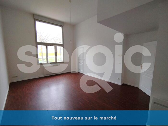 Appartement à louer - Amiens, Centre-ville - 2 pièces - 1 chambre