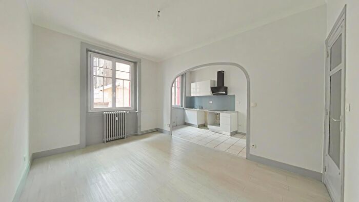 Appartement à louer - Saint-Étienne, Jacquard, Préfecture - 2 pièces - 1 chambre