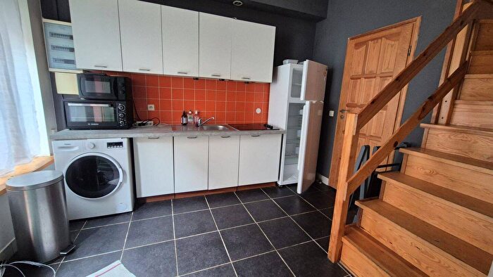 Maison à louer - Vieux Lille - 5 pièces - 4 chambres