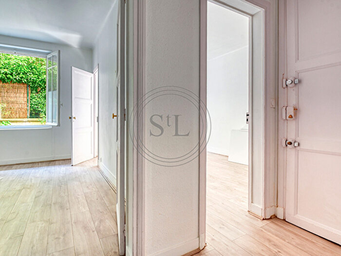 Appartement 2 pièces à Versailles, Notre Dame, à vendre