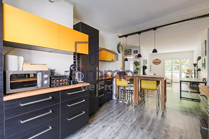 Appartement 4 pièces à Grenoble, Bajatière, à vendre