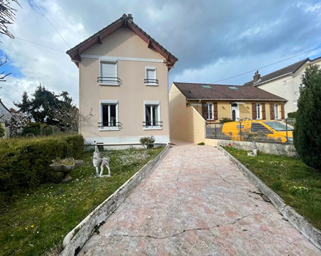 Maison 4 pièces à vendre à Montfermeil, Franceville