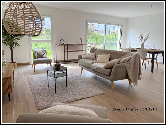 Maison à vendre - Mésigny - 5 pièces - 4 chambres