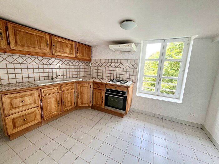Appartement 3 pièces à Crémieu, à louer