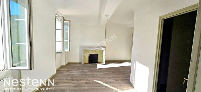 Appartement à louer - Centre Vieille Ville, Brignoles - 3 pièces - 2 chambres