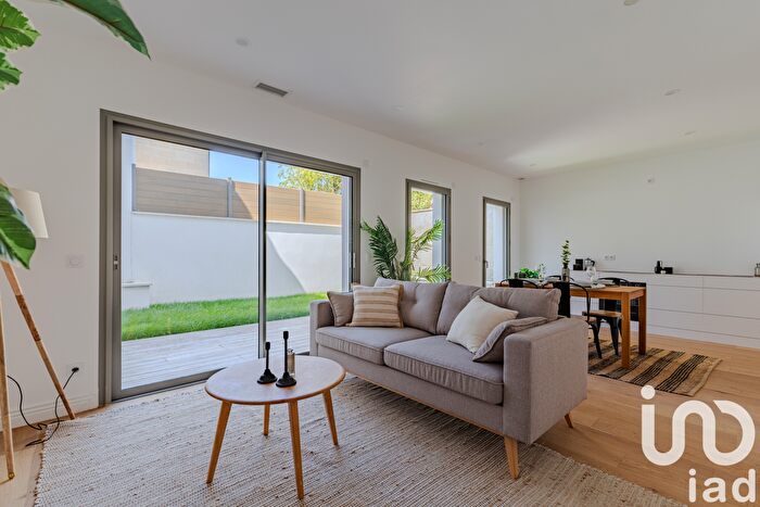 Maison à vendre - Mérignac, Saint-Augustin - 5 pièces - 4 chambres