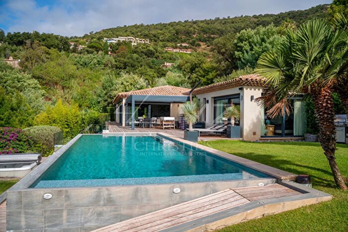 Maison à vendre - Grimaud - 6 pièces - 5 chambres