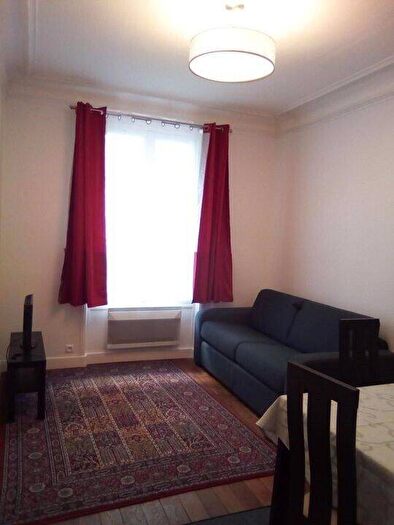 Begin, Saint-Mandé : Appartement 2 pièces à louer