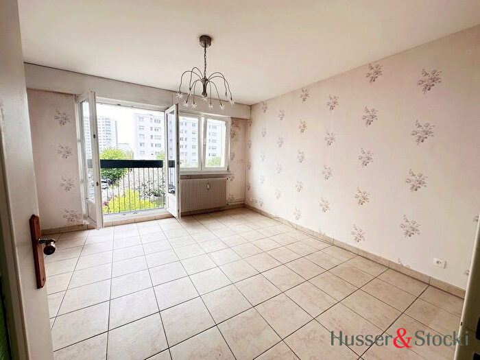 Appartement à vendre - Hoenheim - 3 pièces - 2 chambres