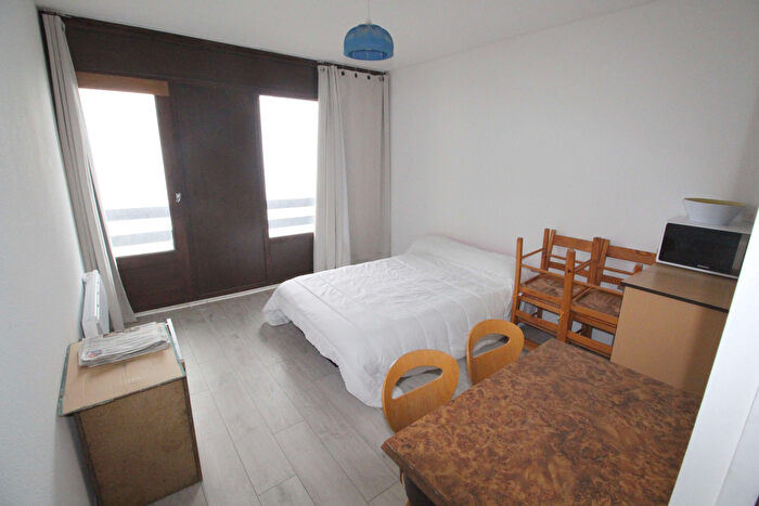 Appartement à vendre - Saint-Aventin - 1 pièce