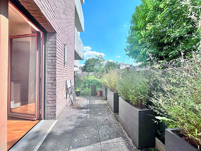 Appartement à vendre - Fontenay-sous-Bois, Proche Bois de Vincennes, Rer A - 3 pièces - 2 chambres