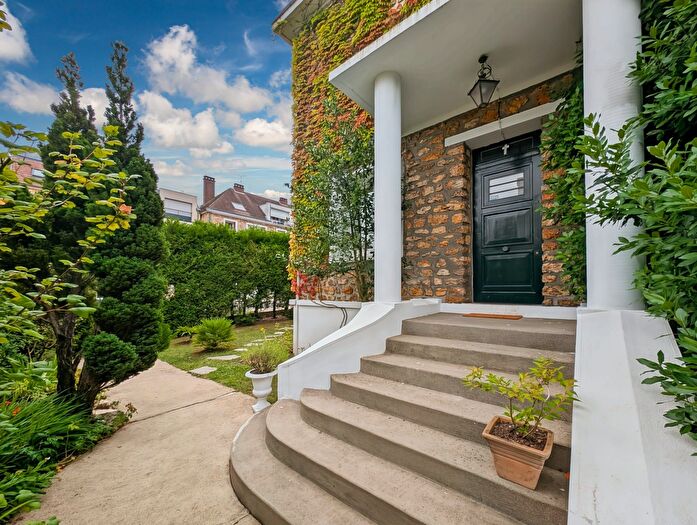 Maison à vendre - Saint-Cyr-lécole, Langevin - 9 pièces - 6 chambres