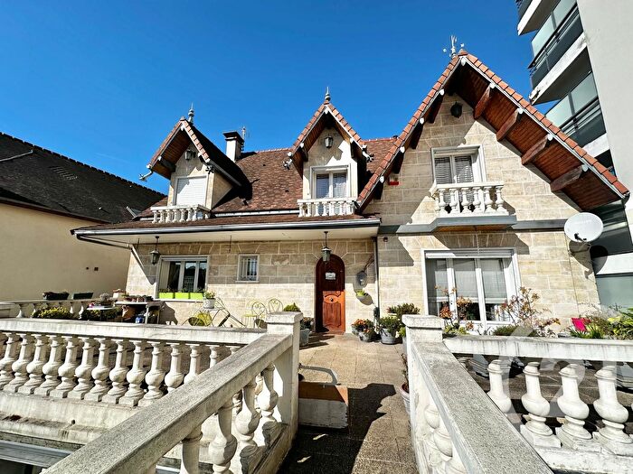 Maison 7 pièces à vendre à Sevran, Primevères, Savigny