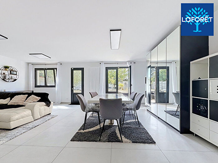Maison 5 pièces à Noisy-le-Grand, Sud, à vendre