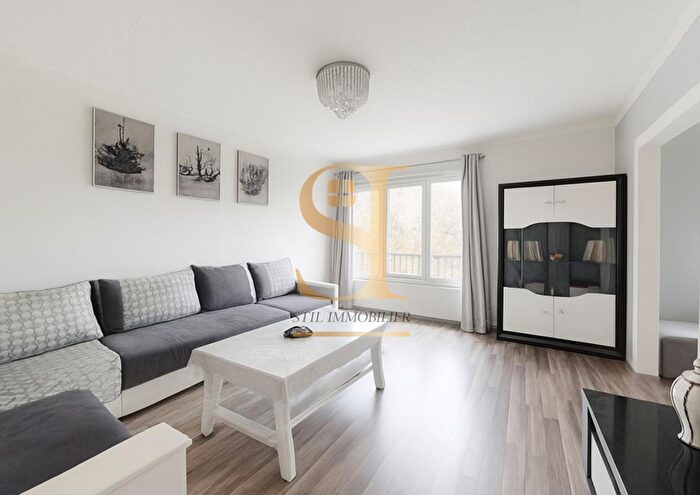 Appartement à vendre - Vigneux-sur-Seine - 4 pièces - 2 chambres