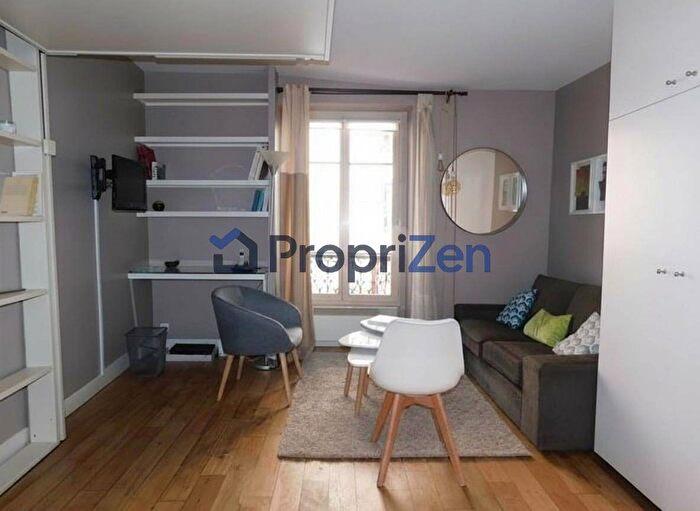 Appartement à louer - Montmartre, Paris ème arrondissement - 1 pièce