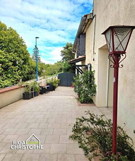 Maison 8 pièces à vendre à Saint-Affrique-les-Montagnes