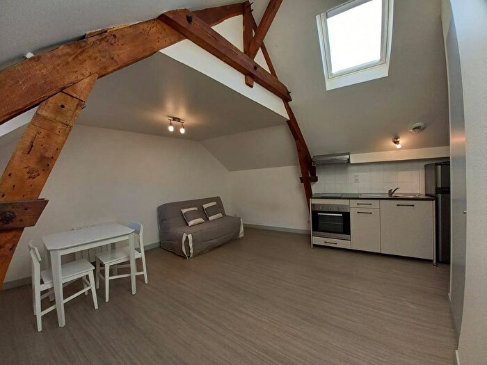 Figeac : Appartement 1 pièce à louer
