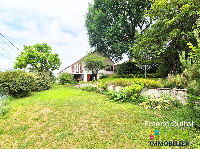 Thoré-la-Rochette : Maison 5 pièces à vendre