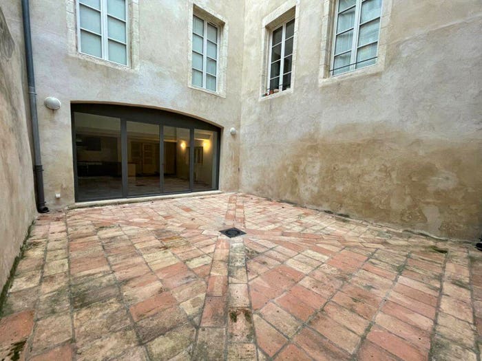 Appartement 3 pièces à Arènes, Nîmes, à louer