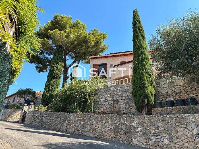 Maison 5 pièces à vendre à Le Revest-les-Eaux