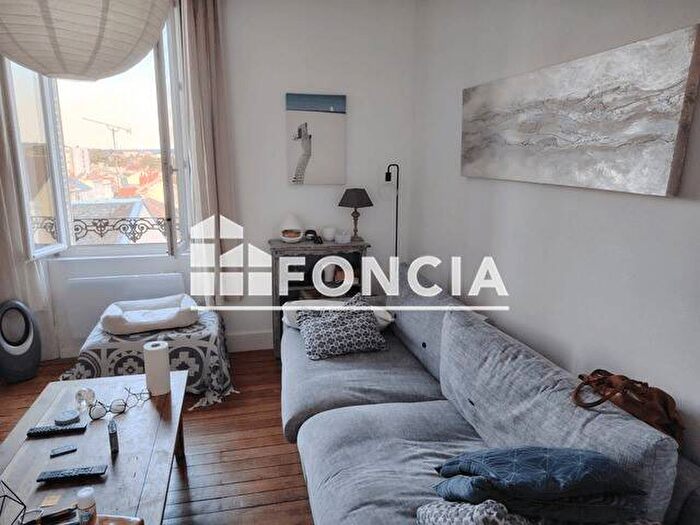 Appartement à louer - Émailleurs, Limoges - 2 pièces - 1 chambre