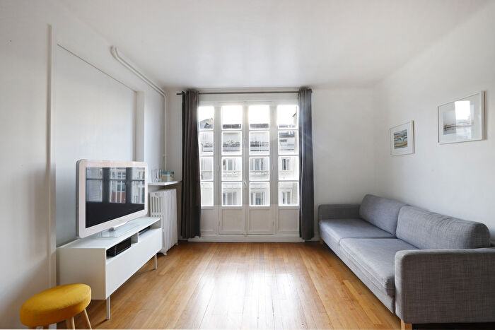 Appartement à louer - Paris e , Porte de Saint-Cloud, Auteuil-Sud - 2 pièces - 1 chambre