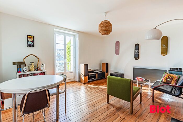 Appartement 3 pièces à vendre à Nantes, Saint-Clément, Jardin des plantes, Caserne Lamoricière