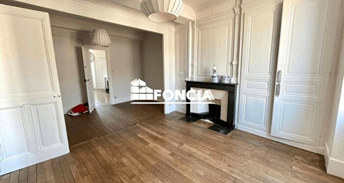 Appartement 3 pièces à louer - centre Ville-La Chartonnière-La Barre, Villefranche-sur-Saône