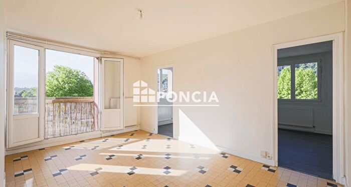 Appartement à vendre - Fontaine, Charles Michels - 3 pièces